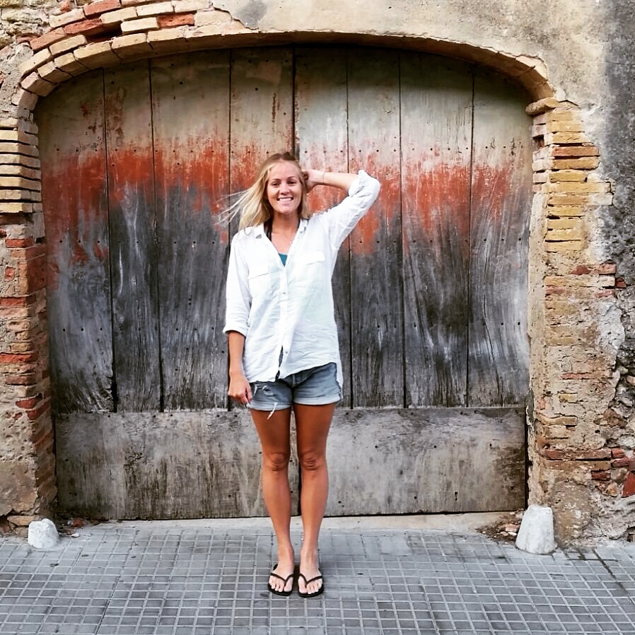 Talking courage with a Wellness Writer and Yogi – Leading with courage